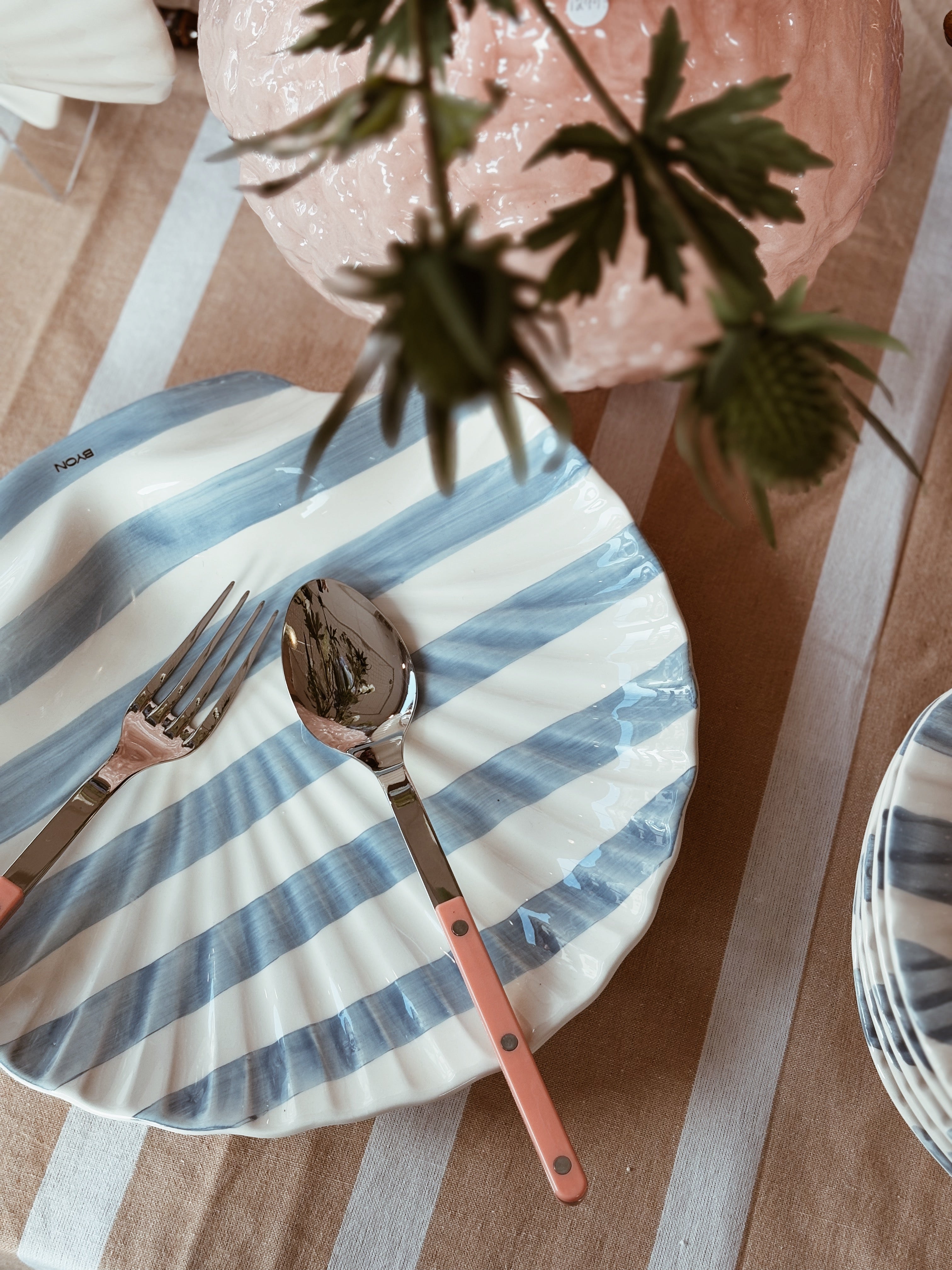 FRENCH BISTRO – Enchanté inredning & design AB